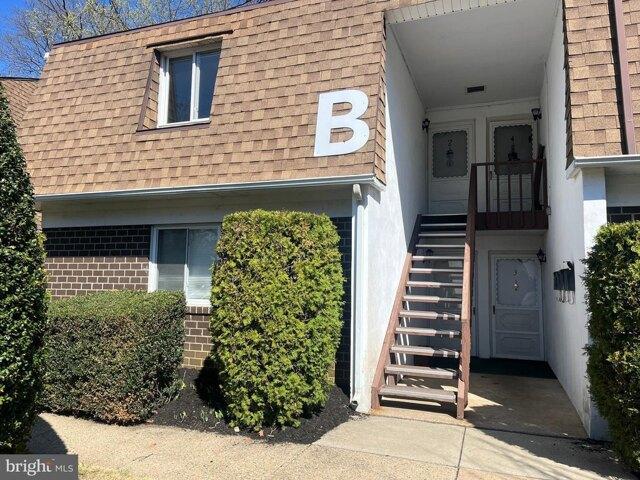 house with 1 bedroom, Maple Shade NJ DS102317709