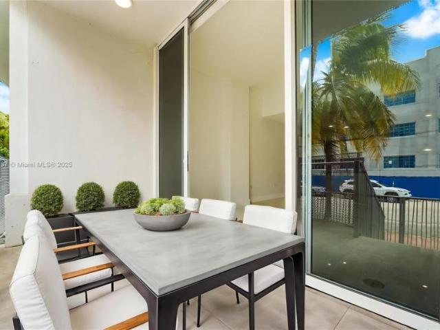 house with 1 bedroom, Miami Beach Fl FL DS102398375