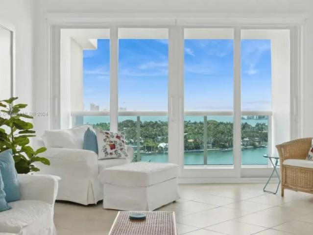 house with 1 bedroom, Miami Beach FL FL DS102660069