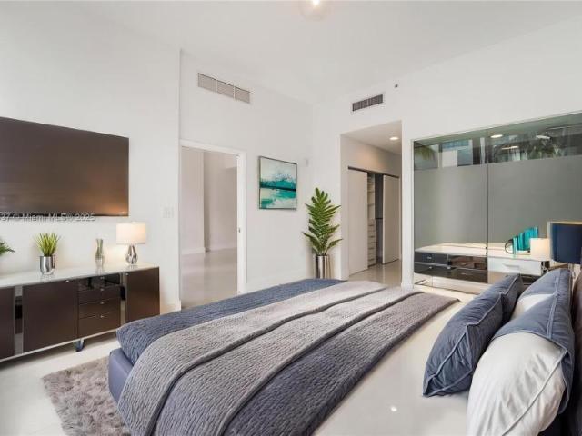 house with 1 bedroom, Miami Beach Fl FL DS102660900