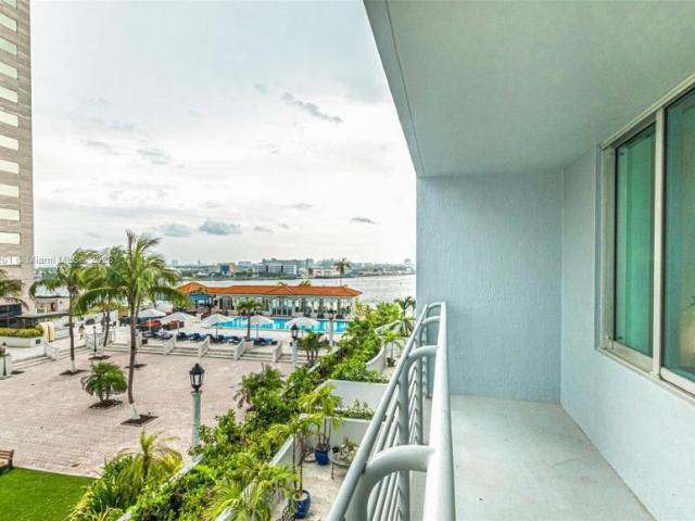 house with 1 bedroom, Miami Fl FL DS102398575