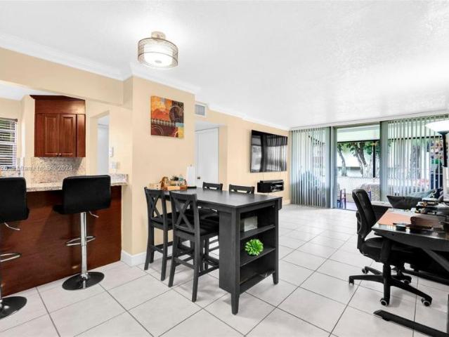 house with 1 bedroom, Miami Fl FL DS102399380