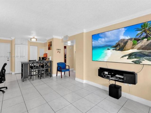 house with 1 bedroom, Miami Fl FL DS102661825