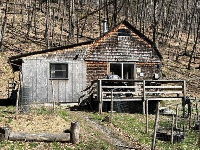 house with 1 bedroom, Middletown Springs VT DS102258392