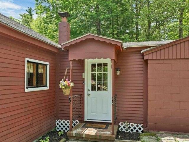 house with 1 bedroom, Milton NH DS104111928