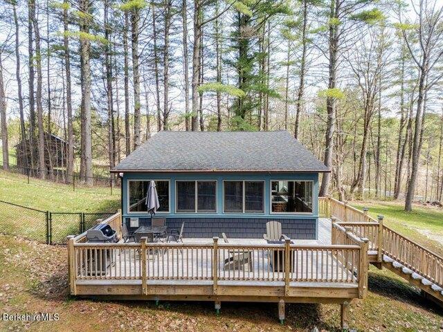 house with 1 bedroom, Monterey MA ES105115330
