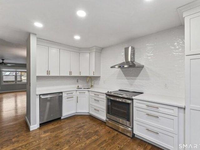 house with 1 bedroom, Monroe CT DS103667103