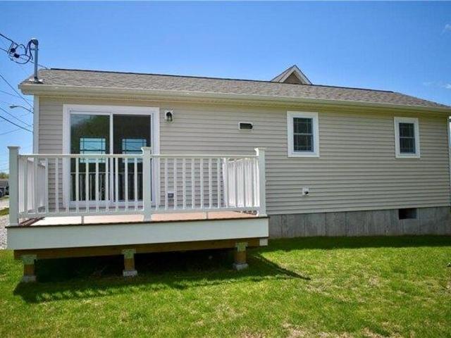 house with 1 bedroom, Narragansett RI ES103499928