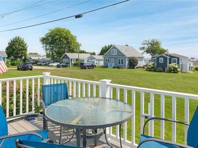 house with 1 bedroom, Narragansett RI ES105093661