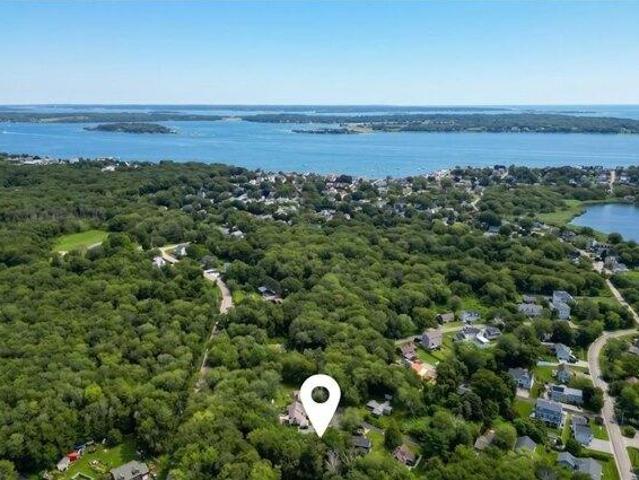 house with 1 bedroom, Narragansett RI ES105105430