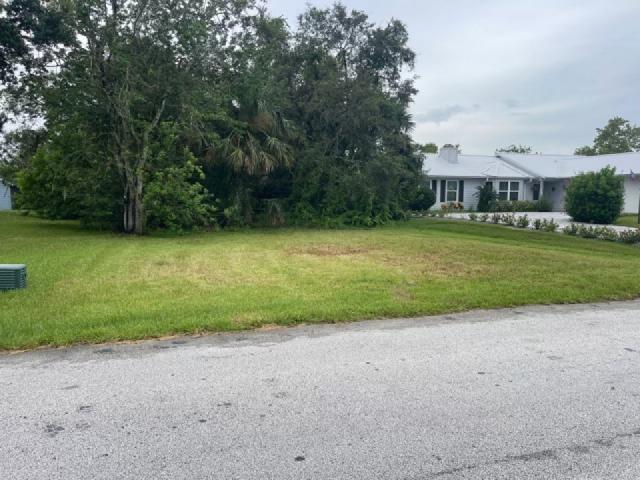 house with 1 bedroom, New Smyrna Beach FL DLS78115657