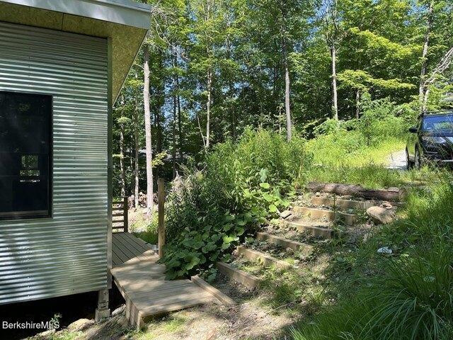house with 1 bedroom, North Adams MA ES103588444