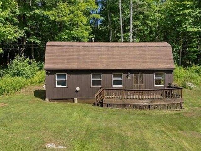house with 1 bedroom, North Brookfield MA ES104832772