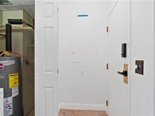 house with 1 bedroom, North Providence RI DS102725329