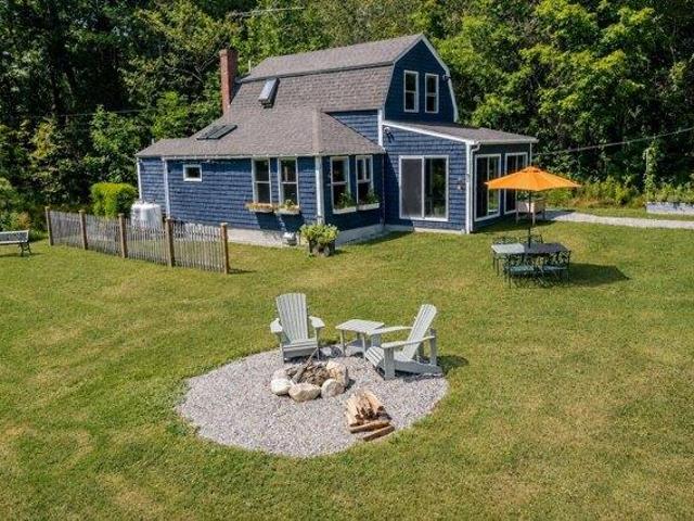 house with 1 bedroom, Northport ME ES105125492