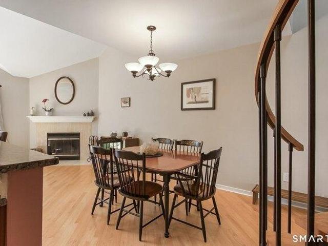 house with 1 bedroom, Norwalk CT DS103188083