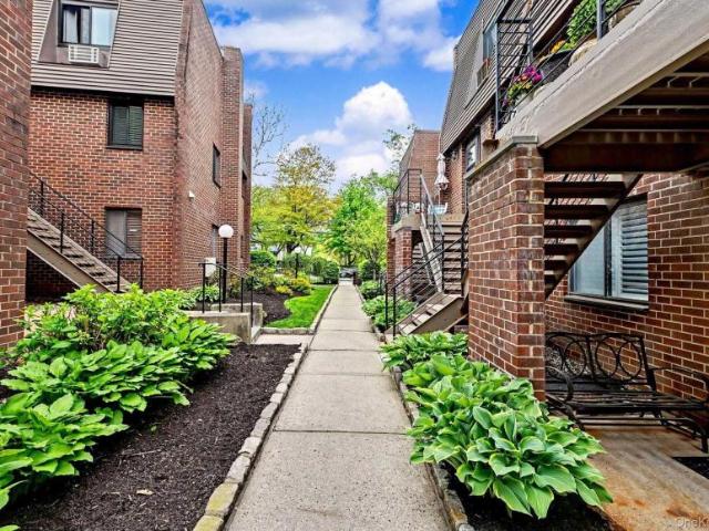 house with 1 bedroom, NY NY DLS102272108