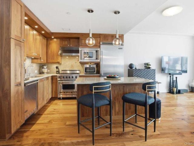 house with 1 bedroom, NY NY DS101187677