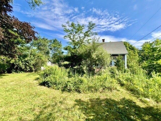 house with 1 bedroom, Oak Bluffs MA ES105093939