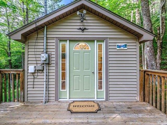 house with 1 bedroom, Otisfield ME ES105125415