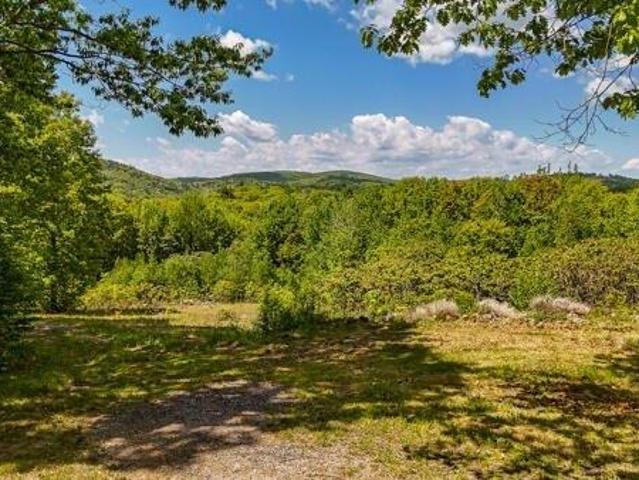 house with 1 bedroom, Parsonsfield ME ES104790759