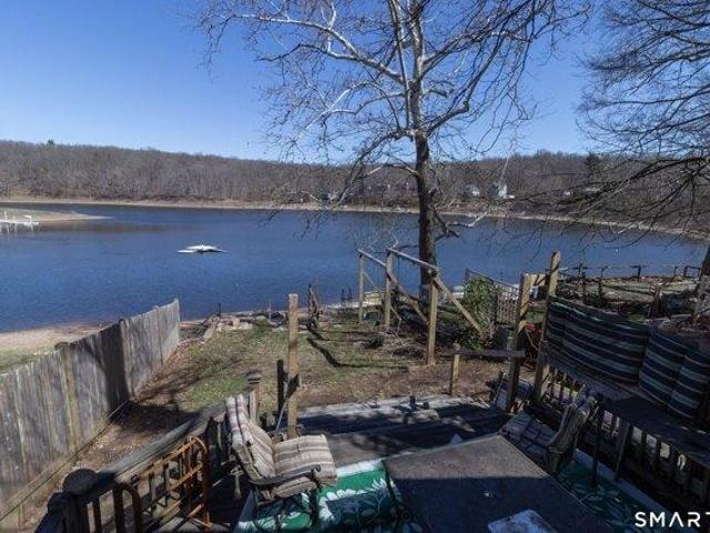 house with 1 bedroom, Portland CT ES105125030