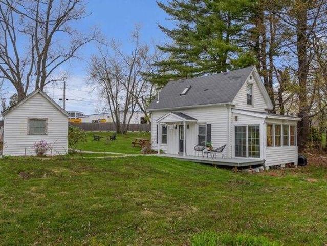 house with 1 bedroom, Portland ME ES103927622