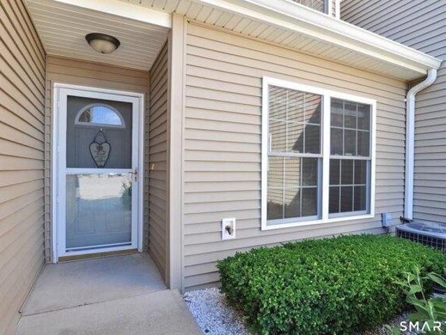 house with 1 bedroom, Plymouth CT ES104075878