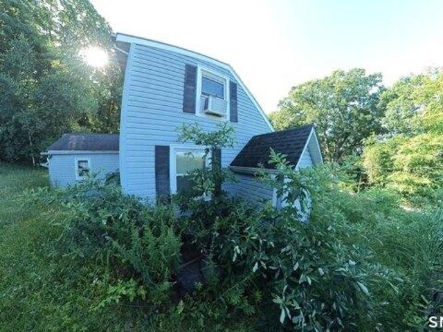 house with 1 bedroom, Plymouth CT ES105190991