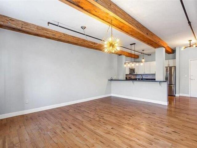 house with 1 bedroom, Providence RI DLS102409535