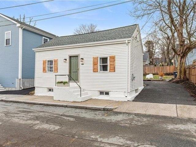 house with 1 bedroom, Providence RI ES104808363