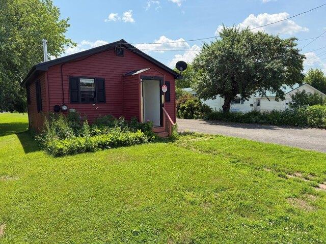 house with 1 bedroom, Presque Isle ME ES105173654