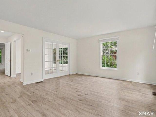 house with 1 bedroom, Redding CT ES104411082