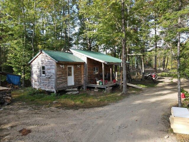 house with 1 bedroom, Sangerville ME ES104078159