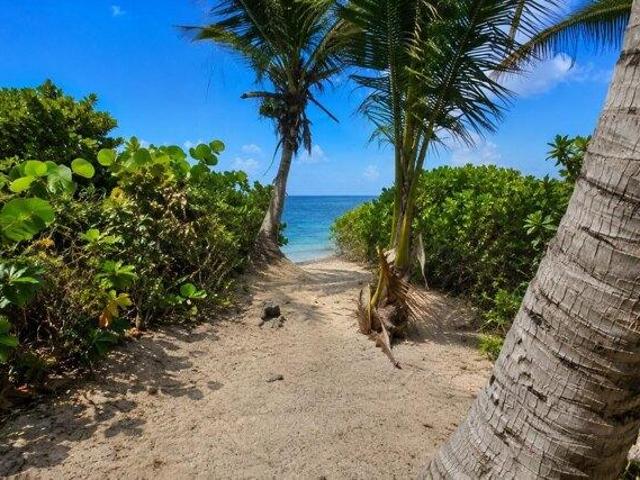 house with 1 bedroom, Saint Croix IN ES104994834