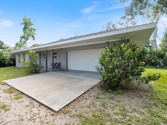 house with 1 bedroom, Sarasota FL DLS102244550