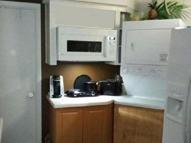 house with 1 bedroom, Sarasota FL ES101038074