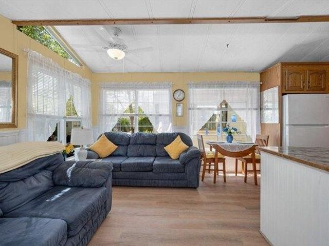 house with 1 bedroom, Seabrook NH ES105231367