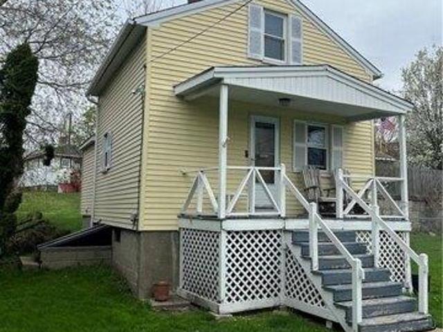 house with 1 bedroom, Seekonk MA DLS103072639