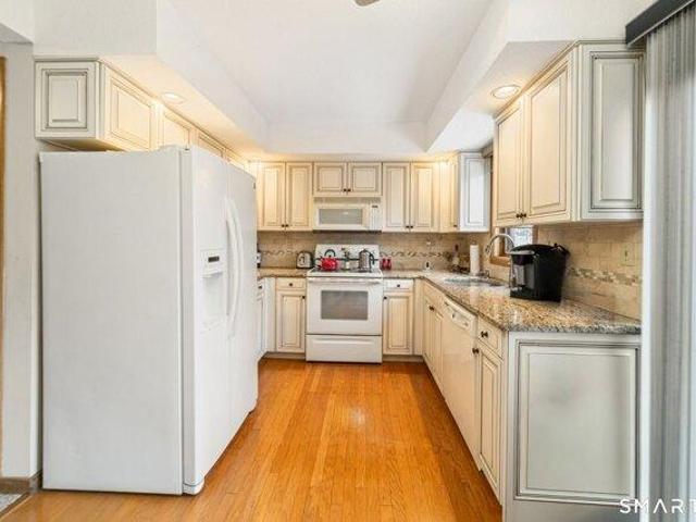 house with 1 bedroom, Seymour CT DS102026834