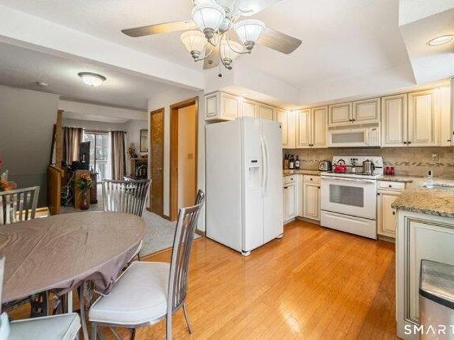 house with 1 bedroom, Seymour CT ES104407236