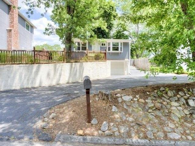 house with 1 bedroom, Shrewsbury MA ES103774101
