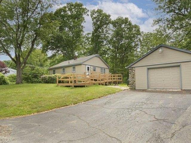 house with 1 bedroom, Shrewsbury MA ES103853034