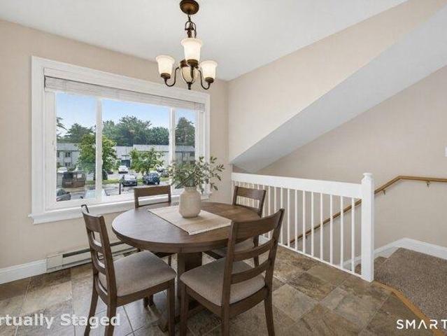 house with 1 bedroom, South Windsor CT ES104788664