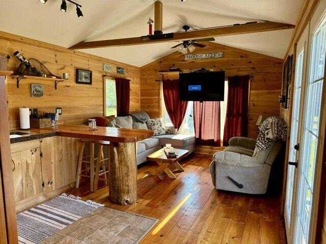 house with 1 bedroom, Stewartstown NH DS102531984