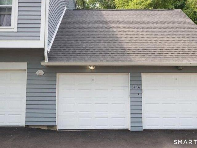 house with 1 bedroom, Stratford CT DS103436014