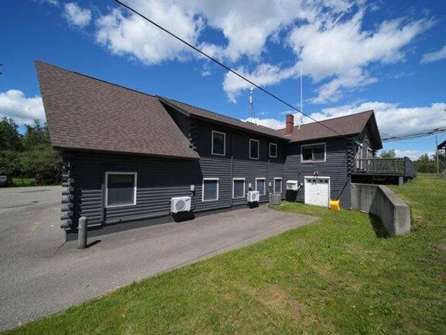 house with 24 bedroom, Oakfield ME ES105239094