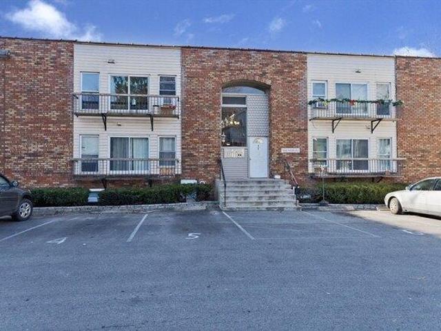 house with 26 bedroom, Fall River MA ES104044086