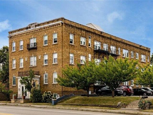 house with 26 bedroom, Rochester NY DS103626362