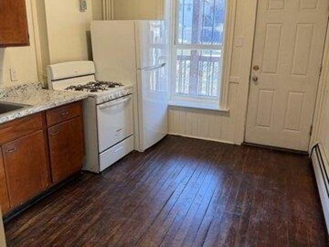 house with 29 bedroom, Worcester MA DLS102446564